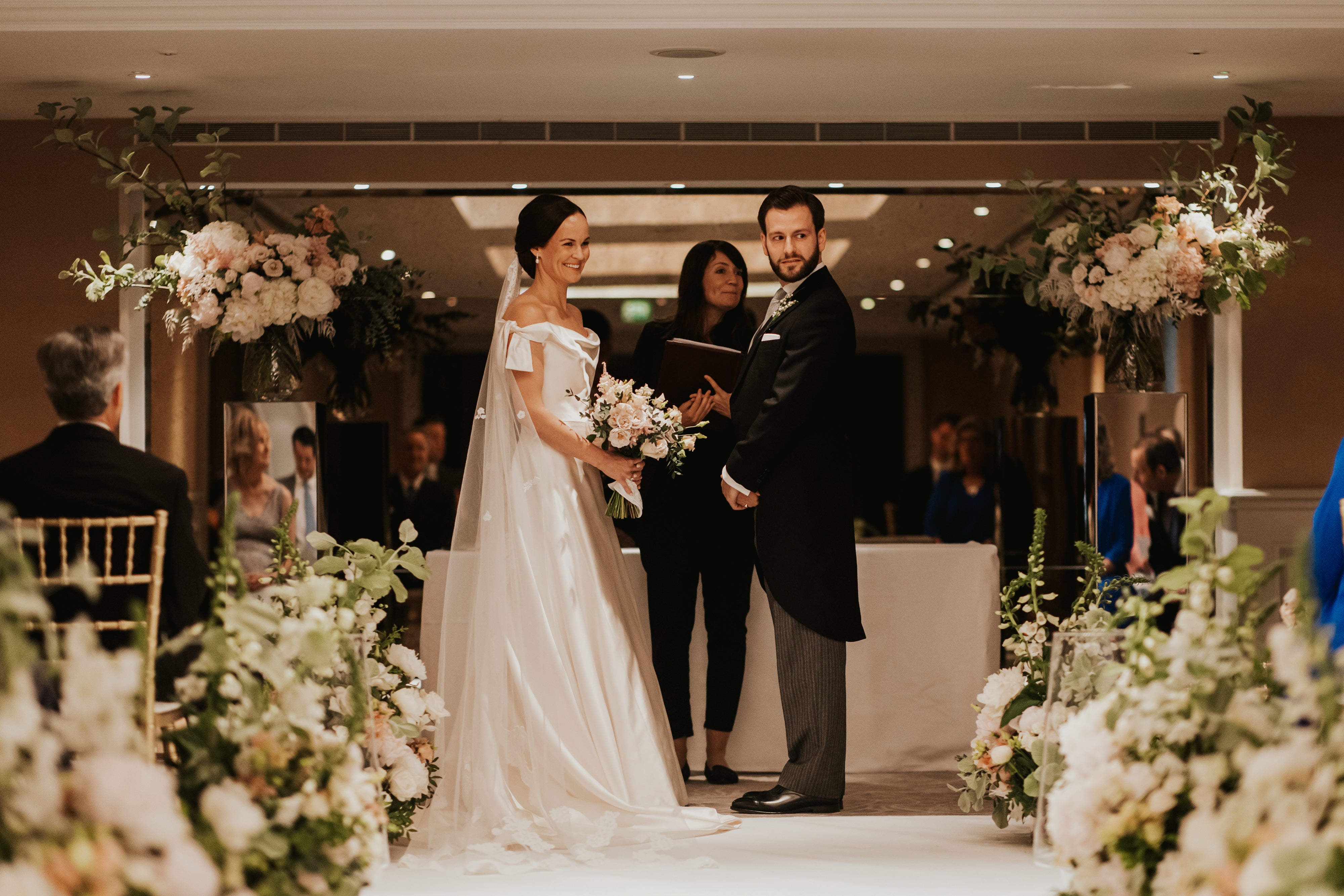 MCQUEENS FLOWERS WEDDINGS: COLLEEN & SIMON – McQueens Flowers